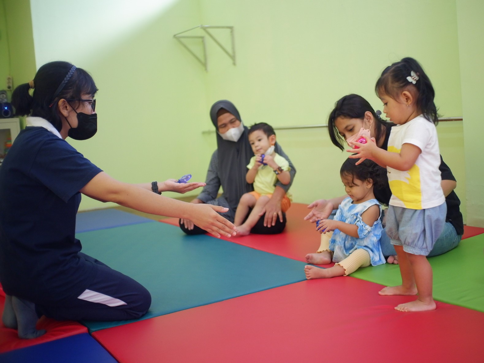 Baby Class Auditory : Following the Rhythm | Focus Independent School