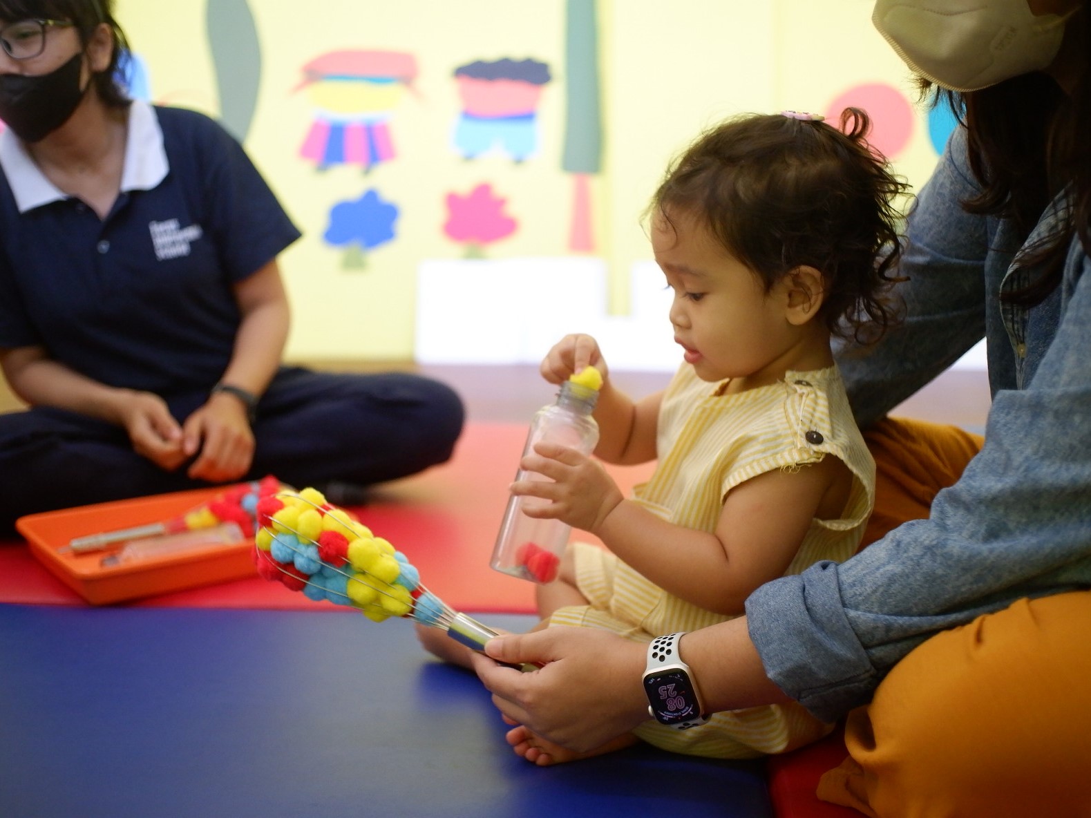 Baby Class - Fine Motor : Pom Pom Whisk | Focus Independent School
