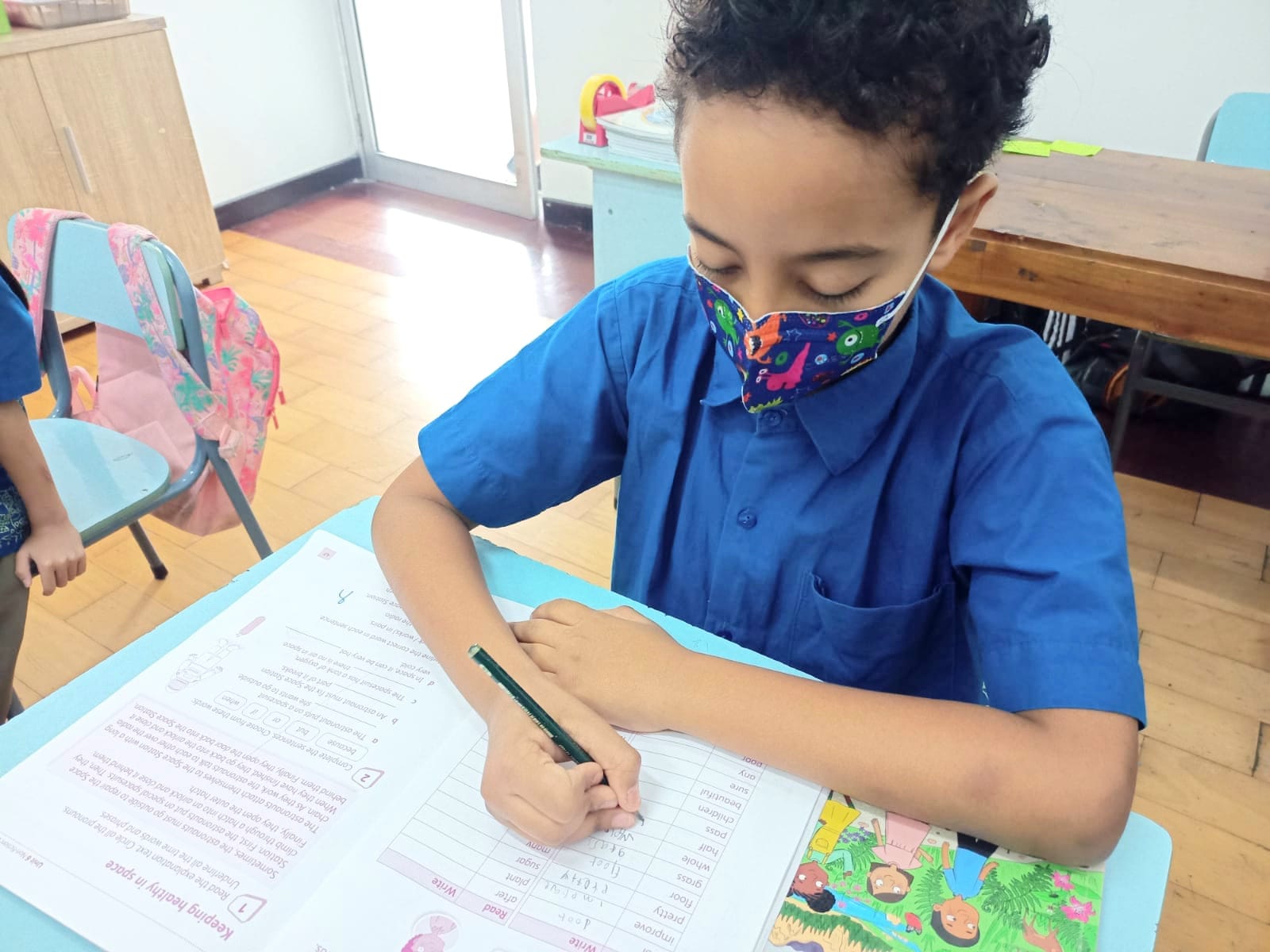 Primary 2 - English : Explanation text | Focus Independent School